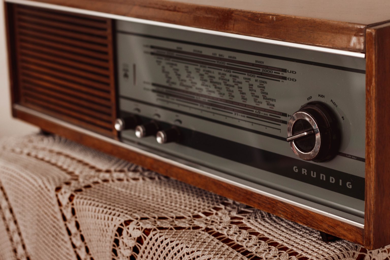 Expert Guide to FM Radio Station Setup | Timbre Media